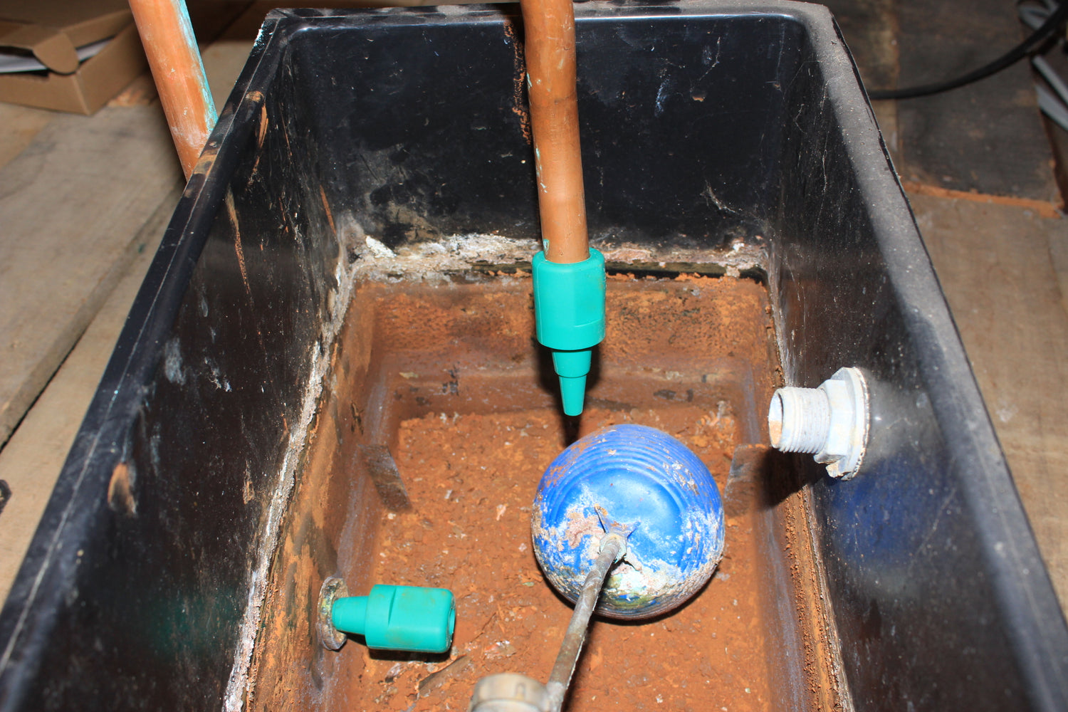 Header Tank Bungs - How Do They Work? – Heatlab - Central Heating Products